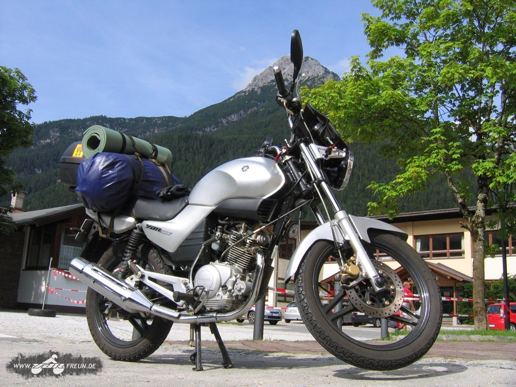 Motorrad Grosse Fahrer